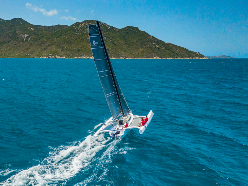Seeing Triple - Multihull Trimarans Redeﬁne Sailing With Speed ...